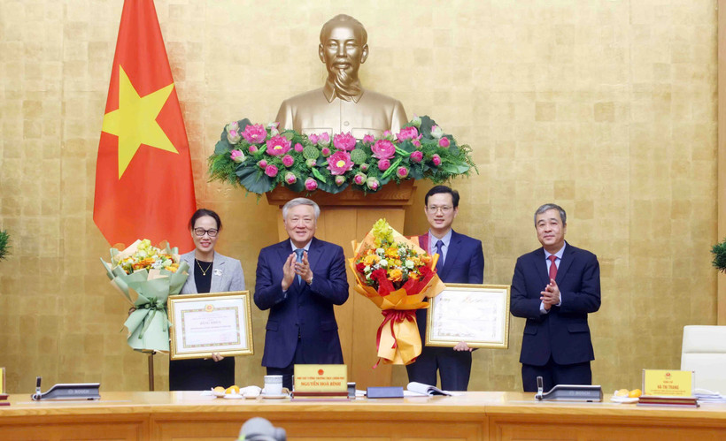 Đổi mới, nâng cao hiệu quả bảo vệ nền tảng tư tưởng của Đảng trong tình ...